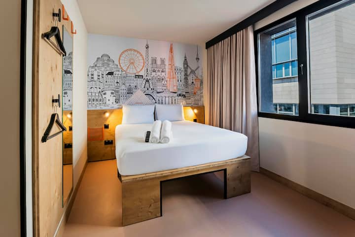 Family Room, 5-min Walk To The Metro - Madrid