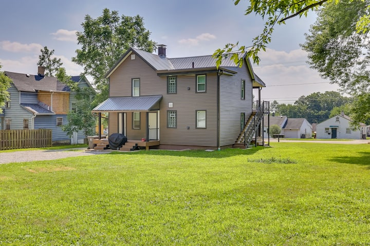 3 Mi To Dtwn: Quiet Youngstown Apt W/ Deck! - Youngstown, OH