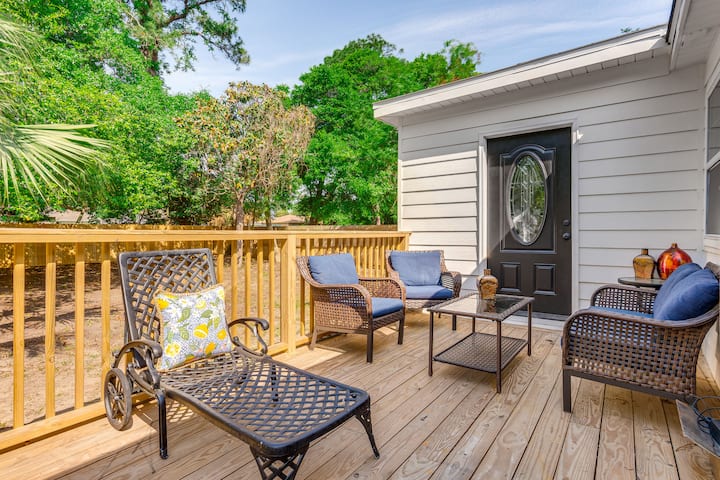 3 Mi To Dtwn Entertainment: Pensacola Family Home! - Pensacola, FL