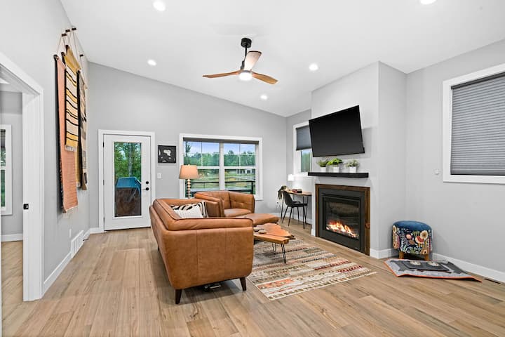 Riverwest Northwoods-sauna-base Spirit Mtn- New - Duluth, MN