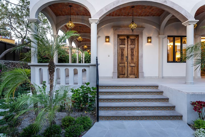 La Doña, 7br Villa For 14 Guests In Centro - San Miguel de Allende