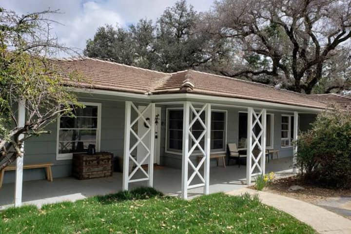 Apple Tree Inn - 3 Bedroom House - Julian, CA