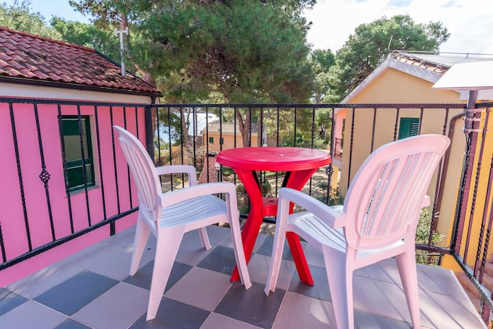Chambre En Front De Mer, à Rogoznica, La Terrasse - Primošten