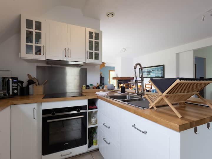 Maison De Charlie Madame Est Servie - Perros-Guirec