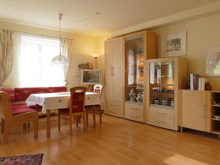 Ihre Fewo Mit Kunst Und Design Mitten In - Aufseß