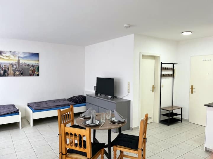 Mei05 Modern Work & Relax Apartment - Radebeul