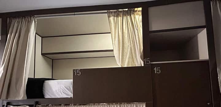 The Best Choice: Your Place In Our Hostel! - 馬德里