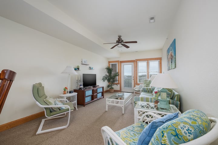 C211 - Mary's Heaven - Nags Head, NC