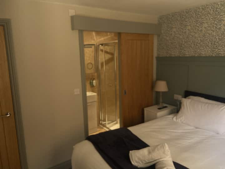 1 Bed Spacious Self Contained Cottage - Durham