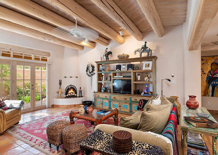 Quail Run 640 | Kiva Fireplace | Patio | Golf - サンタフェ, NM
