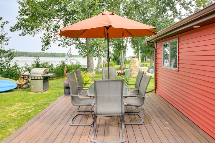 Boat Dock & Launch: Family Cabin On Prairie Lake! - Cohasset, MN