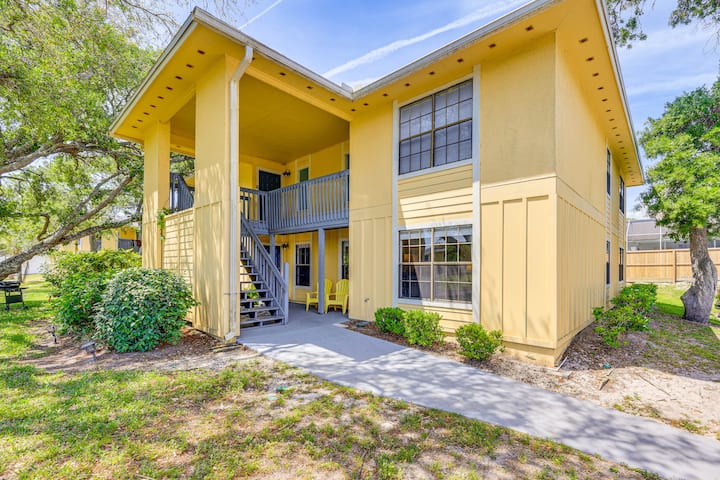 Steps To St Augustine Beach: Condo W/ Pool Access - St. Augustine Beach, FL