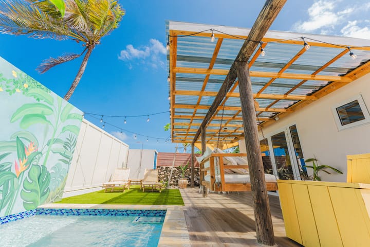 Kamay's Cozy Corner - Aruba