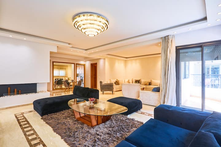 Casablanca 3 Bed Uni In Triangle D'or W/ Parking - Casablanca