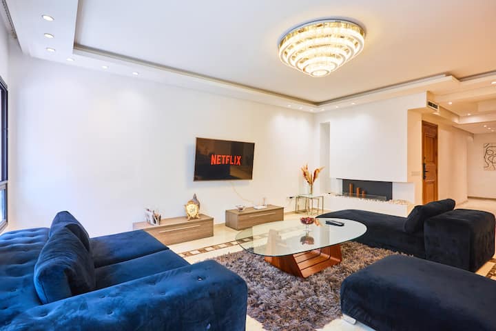 Casablanca 3 Bed Uni In Triangle D'or W/ Parking - Casablanca