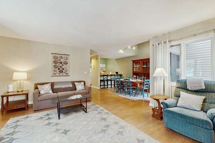 2br Condo, Views, Fireplace, Balcony, A/c, Wifi - Quechee State Park, Hartford