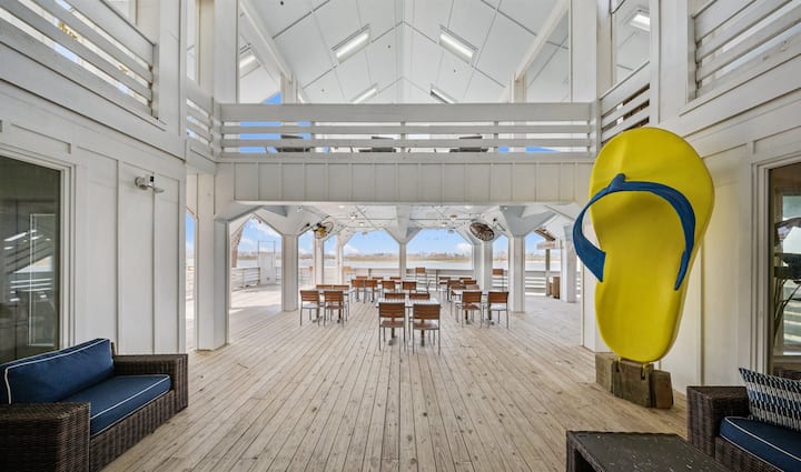 On Lake Padre & 0.5 Mi2beach.pool & Pickleball - Corpus Christi, TX