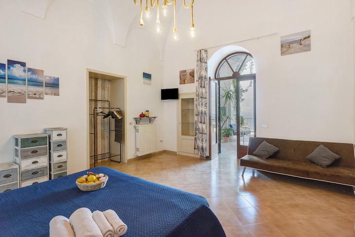 Camera Tiberio In Villa Vista Mare - Vico Equense