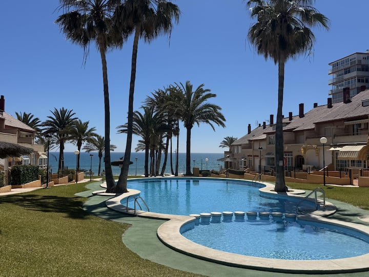 Fantastic Bungalow With Pool And Sea Views - El Campello