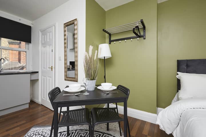 Studio-classique-sdb Privée Avec Douche-vue Mer - Huddersfield