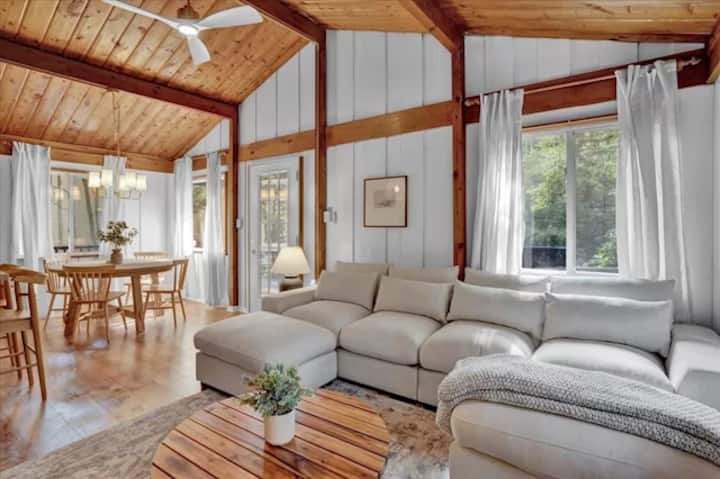 Stillwater Cottage - Mount Pocono, PA