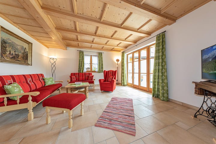 Ferienhaus 4erspitzblick Mit Balkon (Mittenwald) - Mittenwald