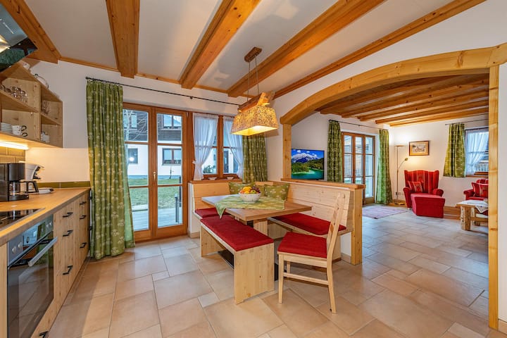 Ferienhaus Stoaröserl (4erspitzblick, Ferienhaus) - Mittenwald