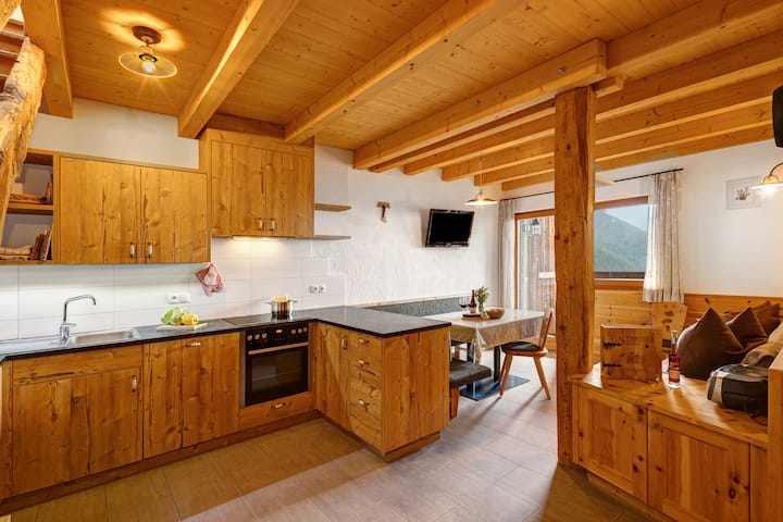 Bio- Galtinerhof Zirbenstadel - Brixen