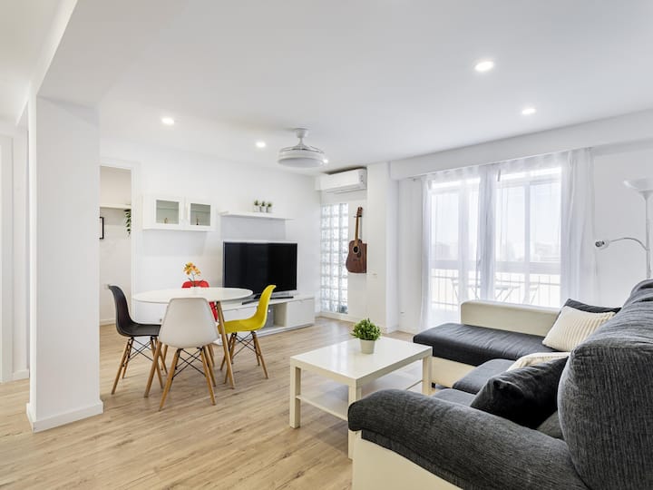 Central Park Views · Seasonal Rental - Paterna