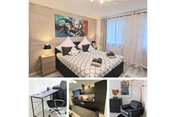 Familyfriendly Rommy Apartment W. Balcony-apolonia - Karlsruhe