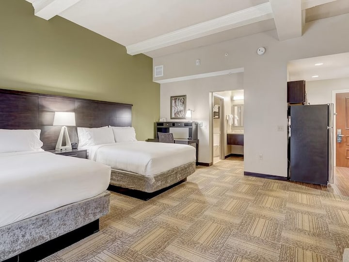 2 Lovely Suites Perfect For Exploring Baltimore - Baltimore, MD