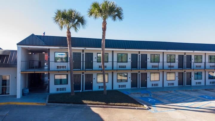 Well-located Room In Slidell - 3 Affordable Units - Slidell, LA