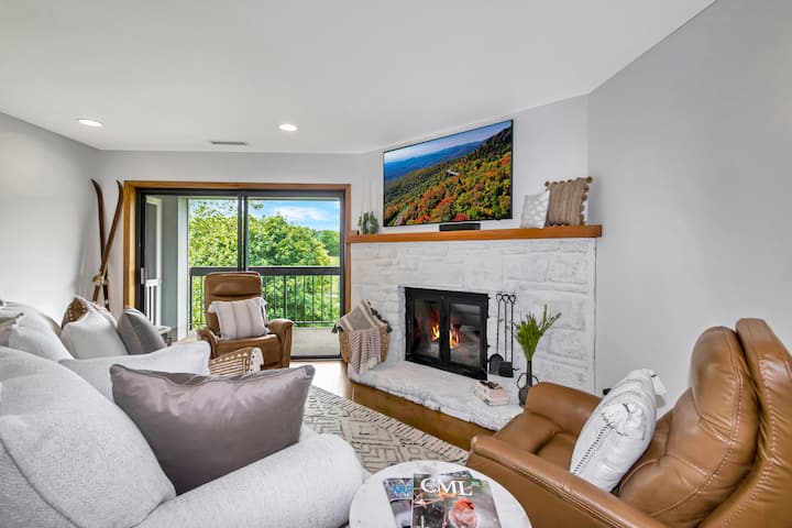 Chetolo Condo With Resort Access Cardinal 303 - Blowing Rock, NC