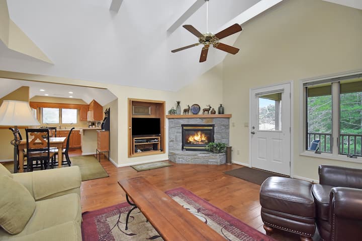 Chetola Cozy Condo By The Spa Iris 4 - Blowing Rock, NC