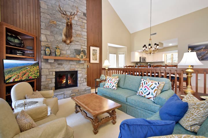 Mountain Memories Begin Here | Chetola Magnolia 6 - Blowing Rock, NC