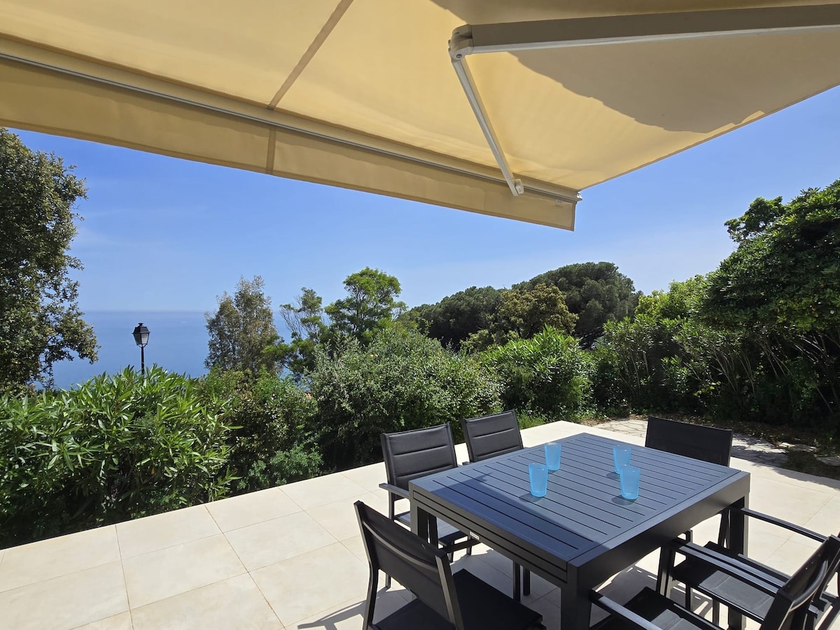 New sea view villa 3754 - Houses for Rent in Roquebrune-sur-Argens ...