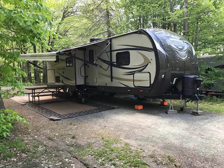 Full Hook Up Back-in 30 Amp Up To 26ft - Colton Point State Park, Wellsboro