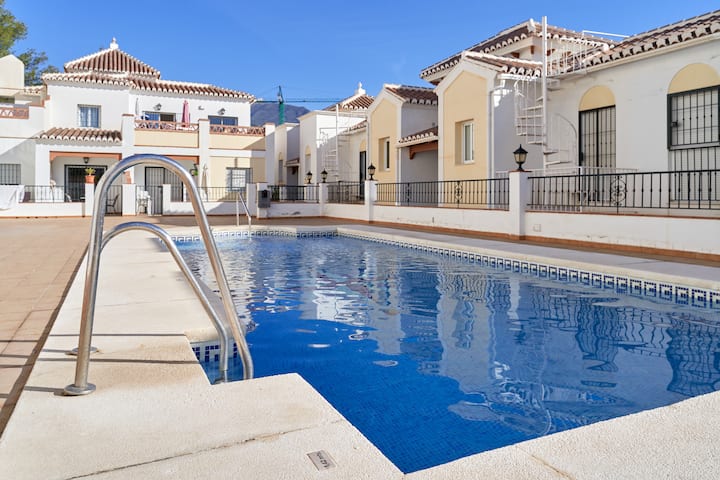 Urb Chimenea Apartment Nerja - Nerja