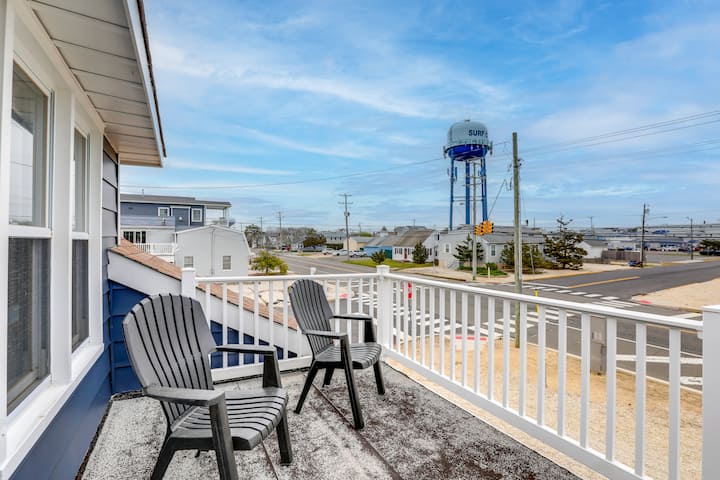 8 Mi Barnegat Lighthouse: Apt W/ Balcony! - Harvey Cedars, NJ