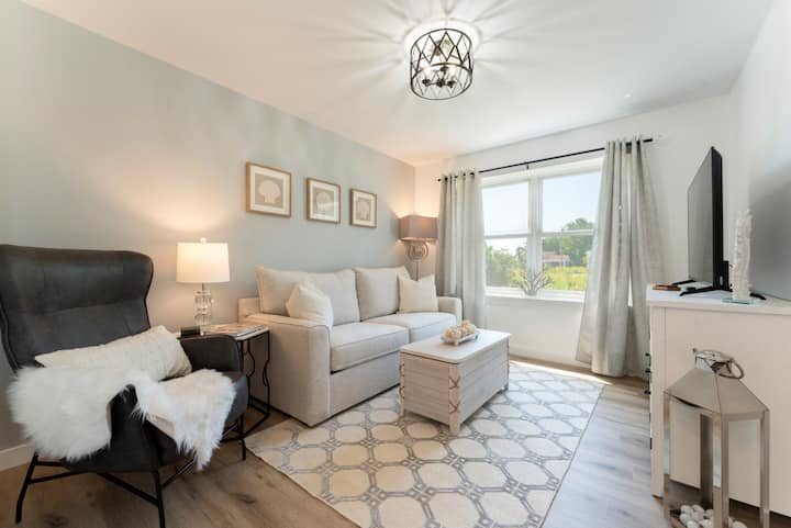 Acadia Suites Collection–4 Private Units For Group - Maine