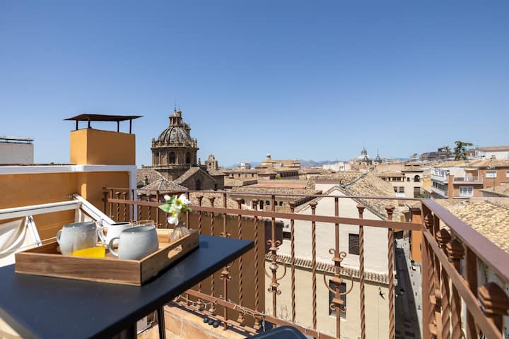 Chezmoihomes Penthouse Boutique With Terrace - Granada, Spain