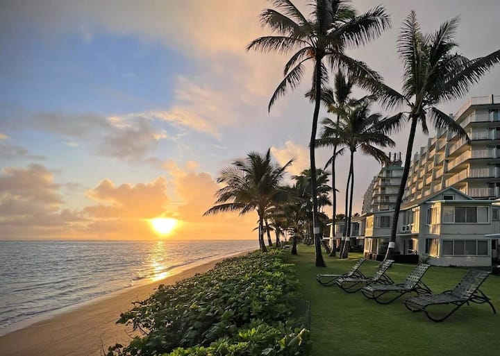 Luxurious Beachfront Condo - Laie, HI