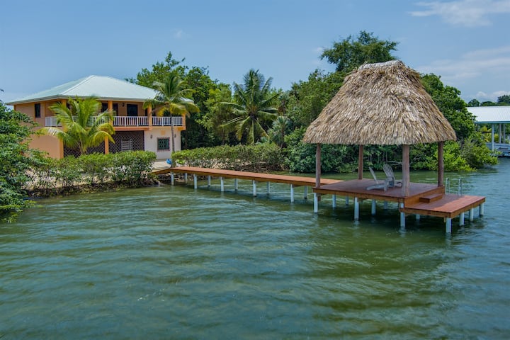 Sunset View-3br Villa-kayaks-sleeps 9-placencia - Belize