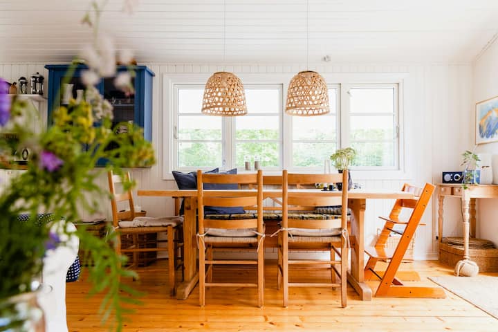 Renovated House With Charm And Outdoor Shower - Hou