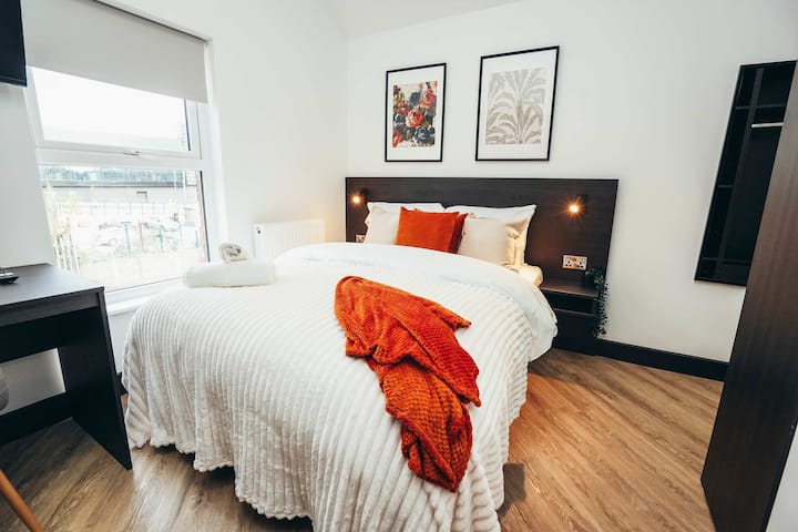 No.46 Stylish City Studio Apartment | By Derbnb - University of Derby