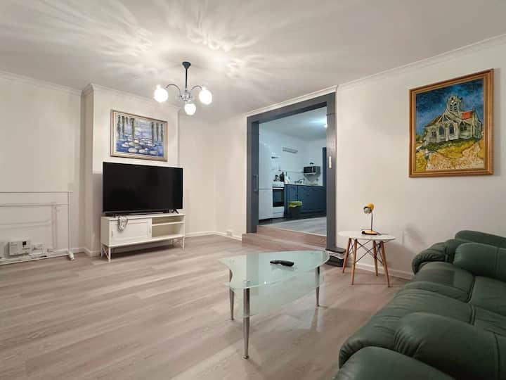 Mountain View House Near City - Hobart