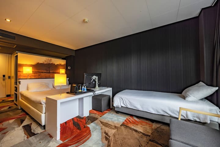 Relaxing Getaway Near City & Nature Trails - Uden