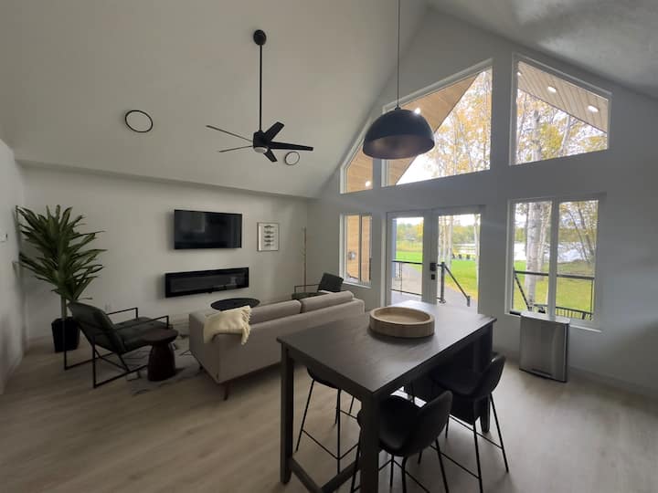 Lakefront Cottage With Sauna- #6 Lake Trout - Wasilla, AK