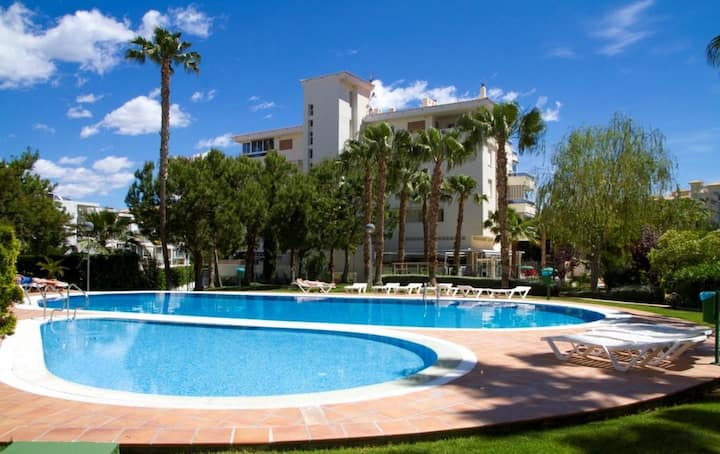 Coliseo Spaniahome - L'Albir