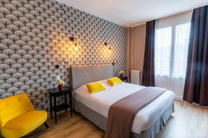 Le Grand Hôtel De L'espérance - Classic Room - Lisieux